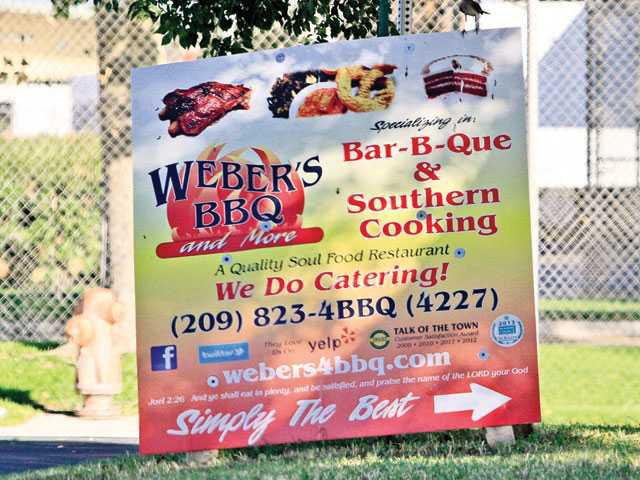 Sign Battle Costing Business Manteca Bulletin