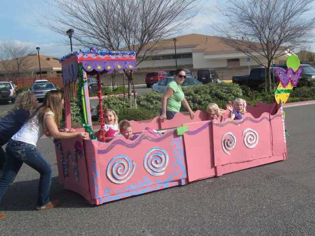 Willy Wonka Pink Boat