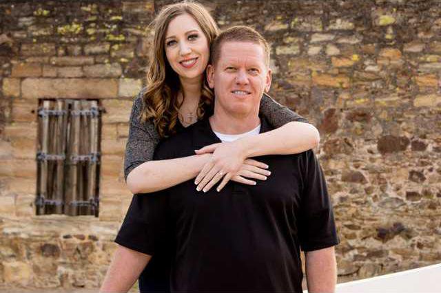 Gordon, Peterson Plan Nuptials - Oakdale Leader