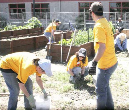 Love Turlock brings hundreds together for volunteer effort - Turlock ...