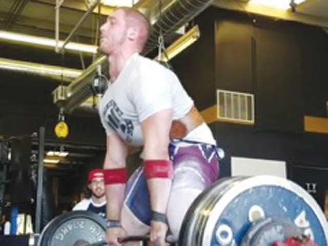 Powerlifting: Pushing beyond limits - Manteca Bulletin