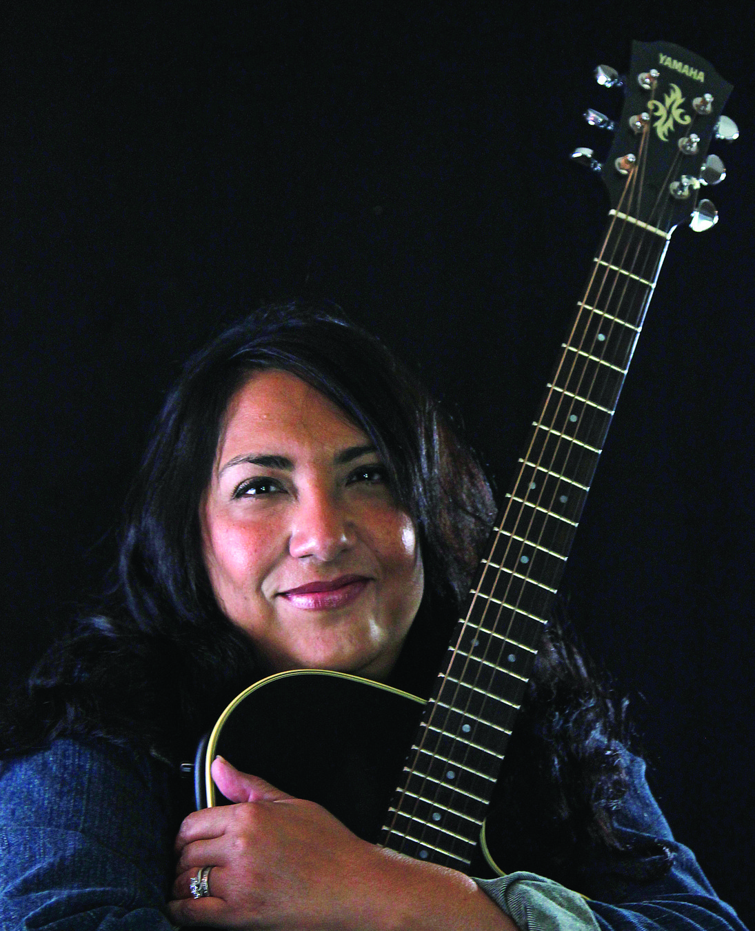 Ceres singer Castillo Davis nominated for MAMA award - Ceres Courier