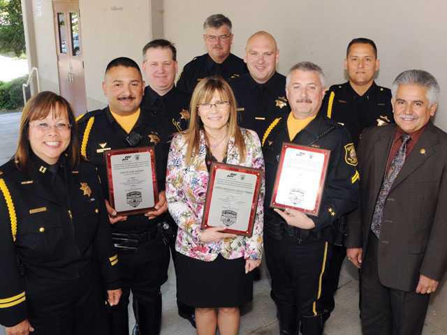 MADD honors officers for DUI arrests - Manteca Bulletin