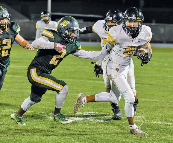 Grace Davis beats Lathrop with run game - Manteca Bulletin