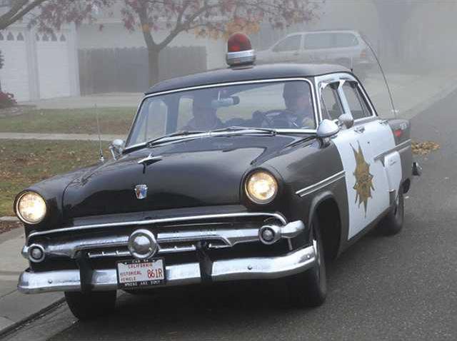 Tracy motor officers salute retiring lieutenant - Manteca Bulletin