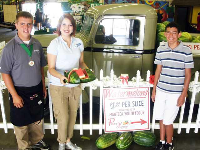 Manteca youth serve watermelon at SJ Fair - Manteca Bulletin