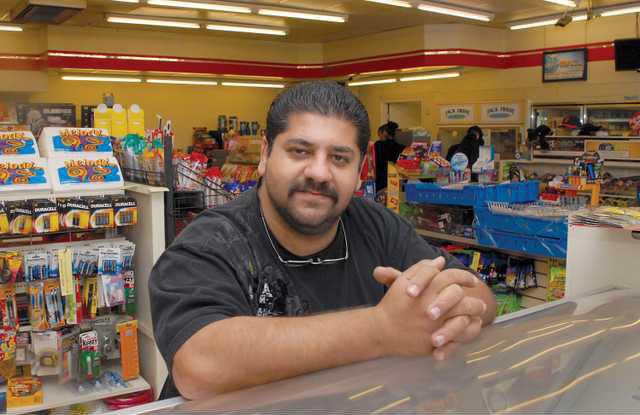 7-Eleven owner of 10 years left without chance to say good-bye to his ...