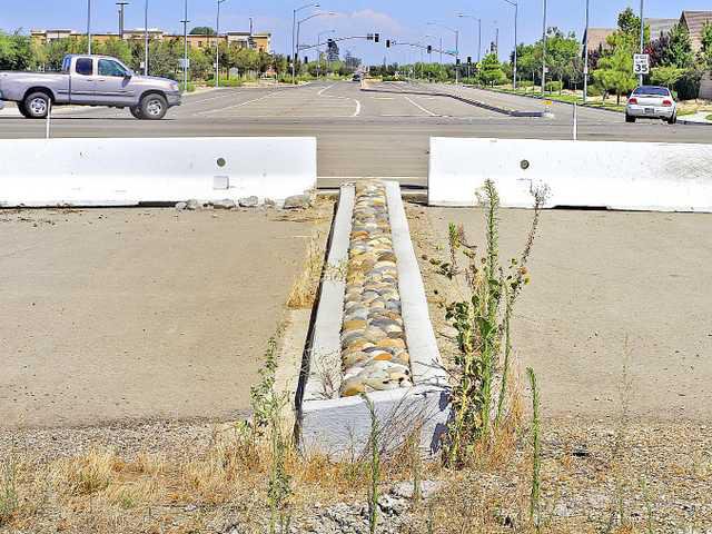 ROAD MESS CALLED SHOCKING - Manteca Bulletin