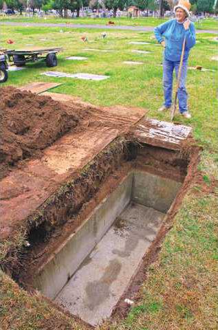 Stroke doesnt stop 64-year-old woman from digging graves - Manteca Bulletin