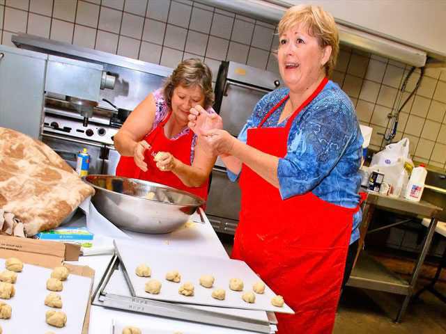 Its Festa time - Manteca Bulletin