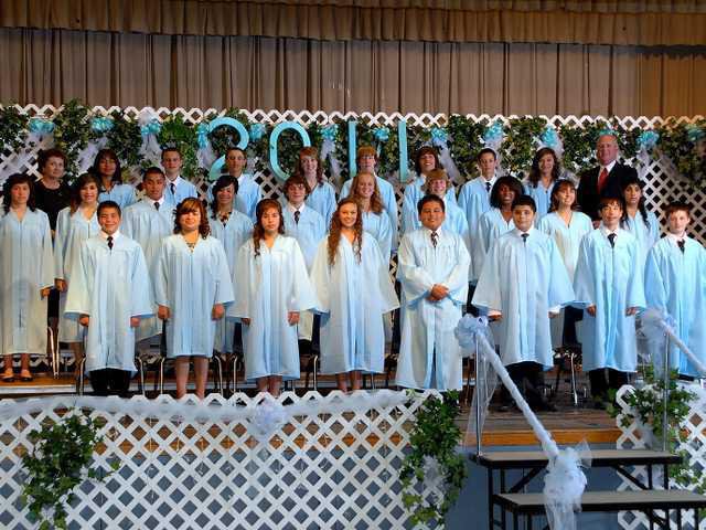 Ripona graduates 31 students - Manteca Bulletin