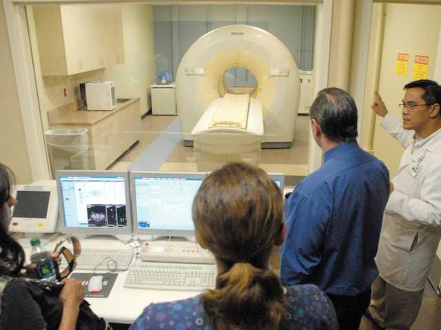 DHM celebrates opening of imaging center - Manteca Bulletin