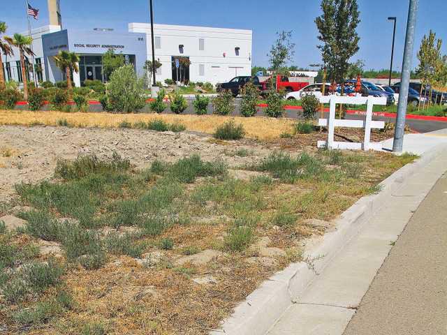 CLOSING MANTECA SIDEWALK GAPS - Manteca Bulletin