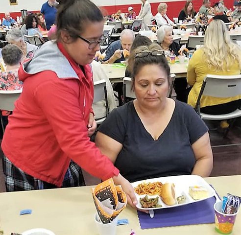 Deacon Jeff Vierra taking over senior lunches from Sister Ann - Manteca ...