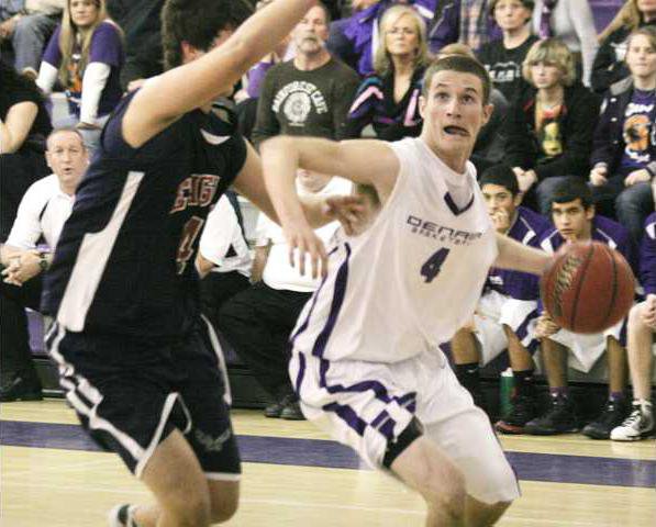 Coyotes win despite scoring attack by TC guard - Turlock Journal