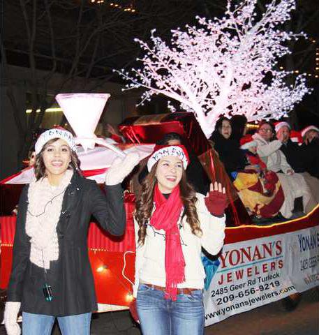 Applications available for annual Christmas parade - Turlock Journal