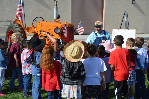 LEARNING AND GROWING - Oakdale Leader