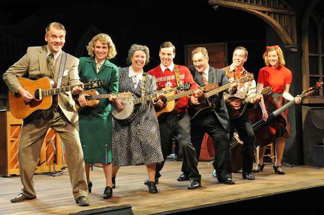 Sierra Rep presents Sanders Family Christmas - Ceres Courier