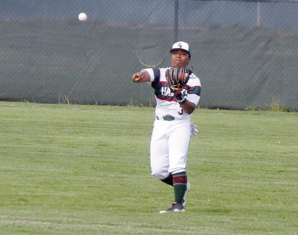 CHS softball remains in first place - Ceres Courier