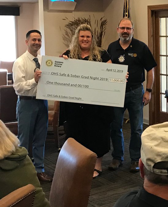 Oakdale Sunrise Rotary Supports Sober Grad Night - Oakdale Leader