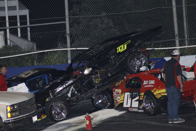 Philpott wins Stockton Late Model race - Manteca Bulletin