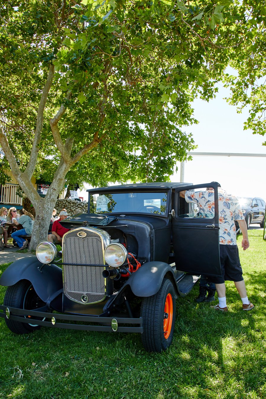 Classics Cruise In To Knights Ferry Show - Oakdale Leader