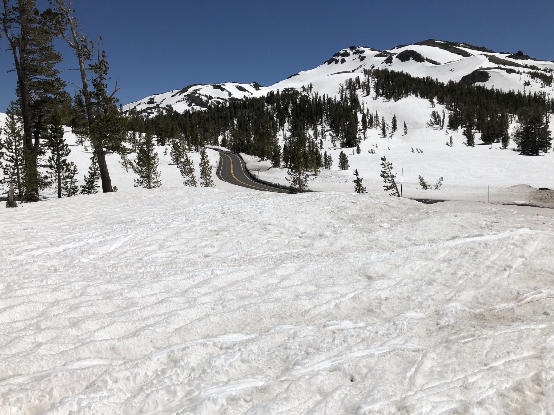 PLAY IN SNOW ON A 100 DEGREE DAY - Manteca Bulletin