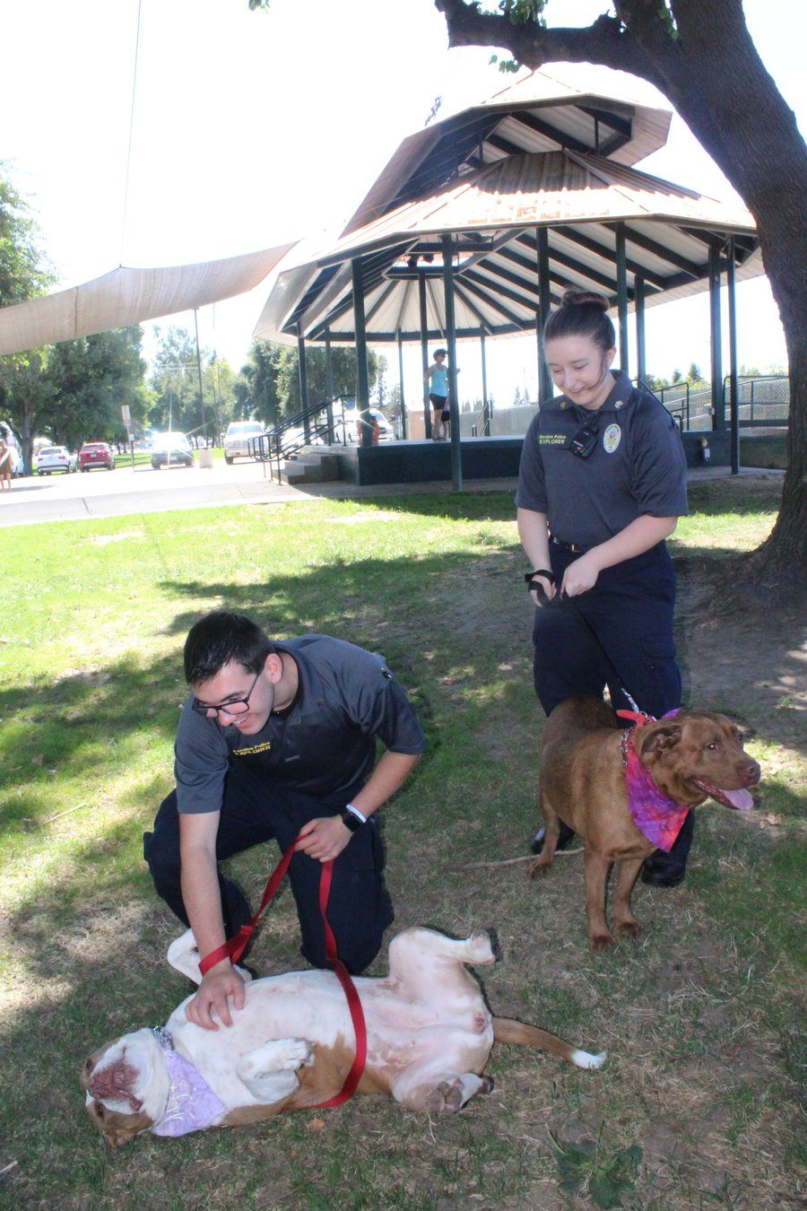 Festive Sunday Event Welcomes Downtown Crowd - Escalon Times