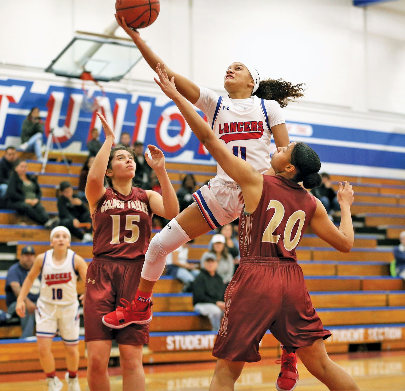 ROUNDUP: Sausedo’s triple-double highlights Ripon win - Manteca Bulletin