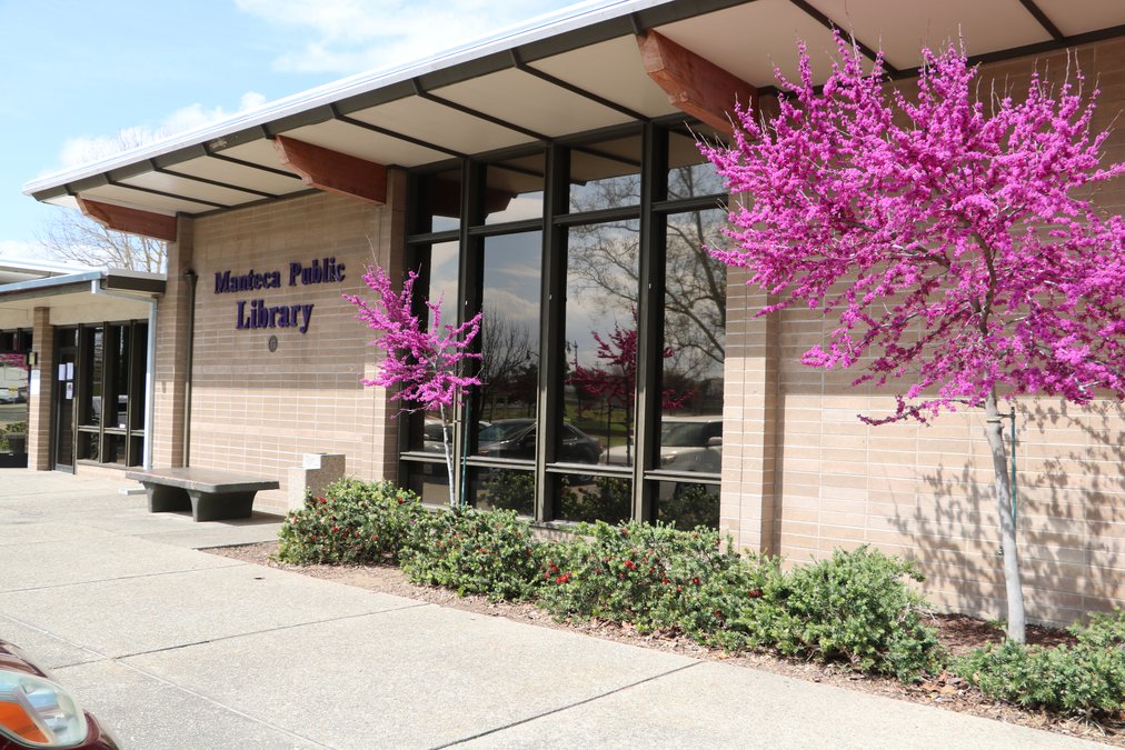 IS LIBRARY A COUNCIL PRIORITY? - Manteca Bulletin