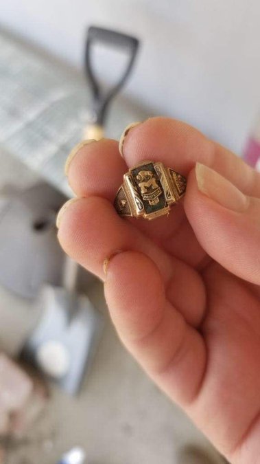 MHS CLASS RING FOUND - Manteca Bulletin