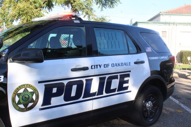 Detectives Investigating Death After Teen Falls From Truck - Oakdale Leader