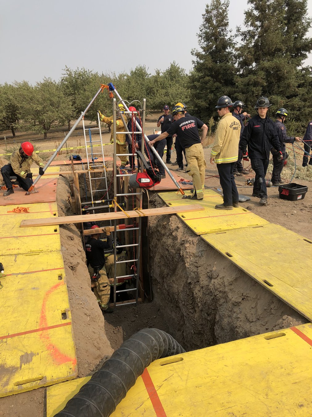 OID Trench Training For Area Firefighters - Oakdale Leader