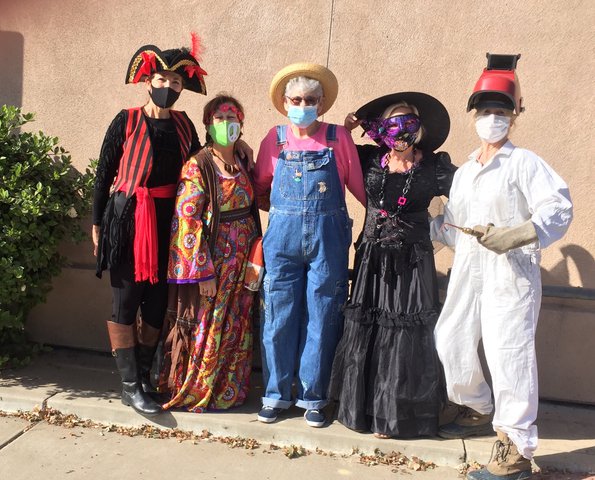 HALLOWEEN FUN BUNCH - Escalon Times