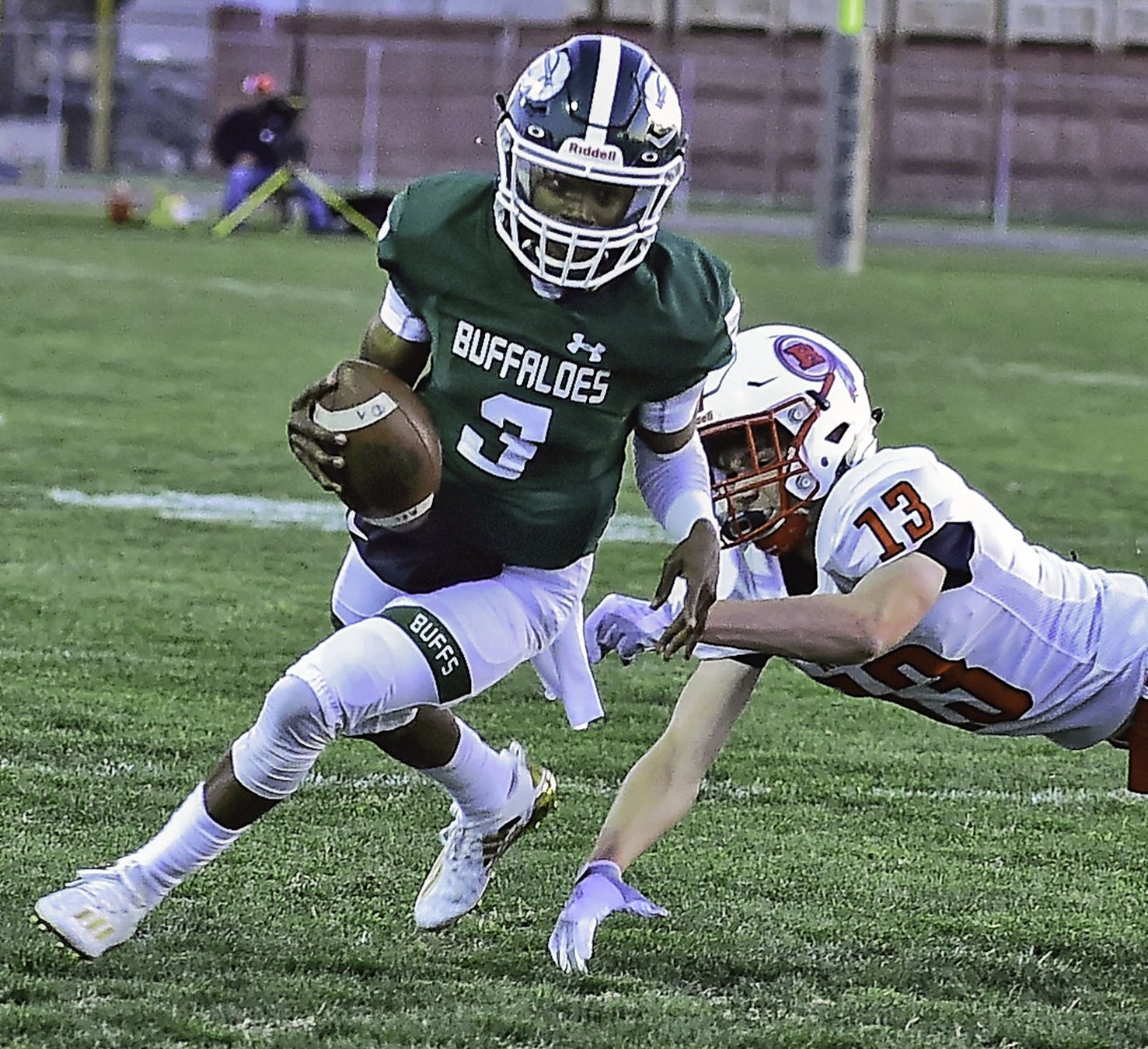 BUFFS FINISH STRONG - Manteca Bulletin