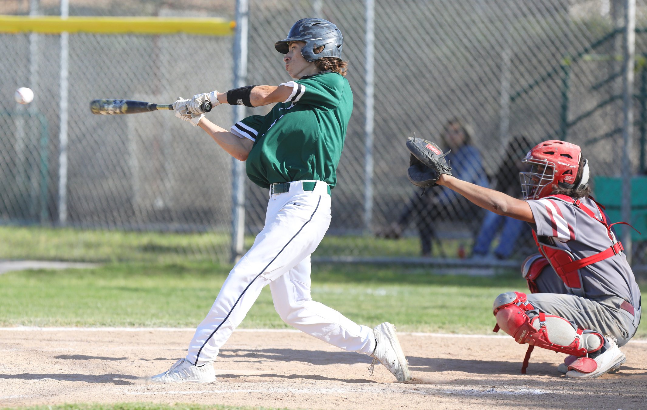 BASEBALL: Manteca slugs past shorthanded Weston Ranch - Manteca Bulletin