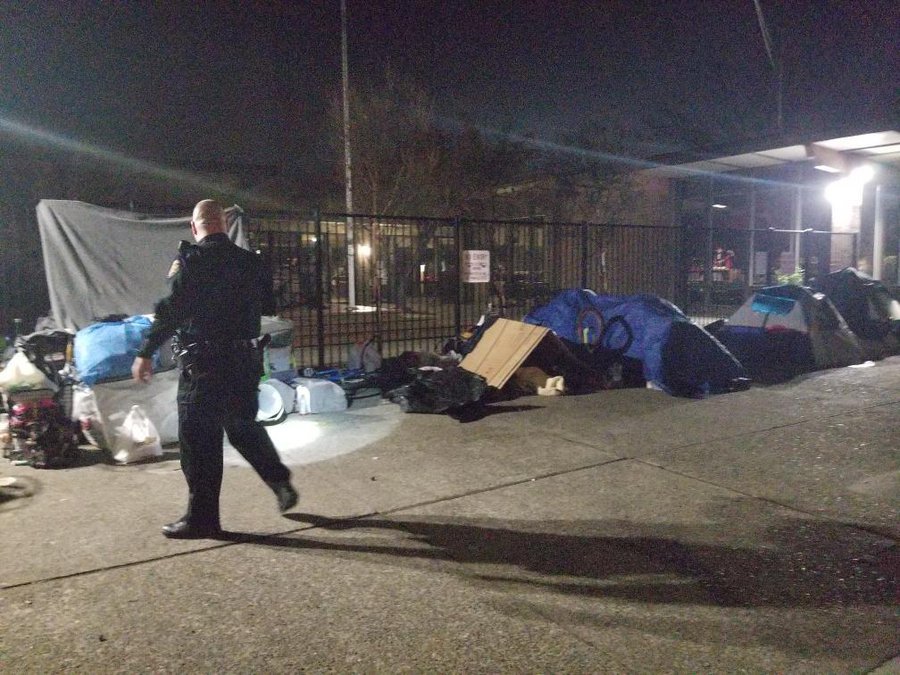 MANTECA POLICE MAKE SURE HOMELESS COMPLY TO LAWS - Manteca Bulletin