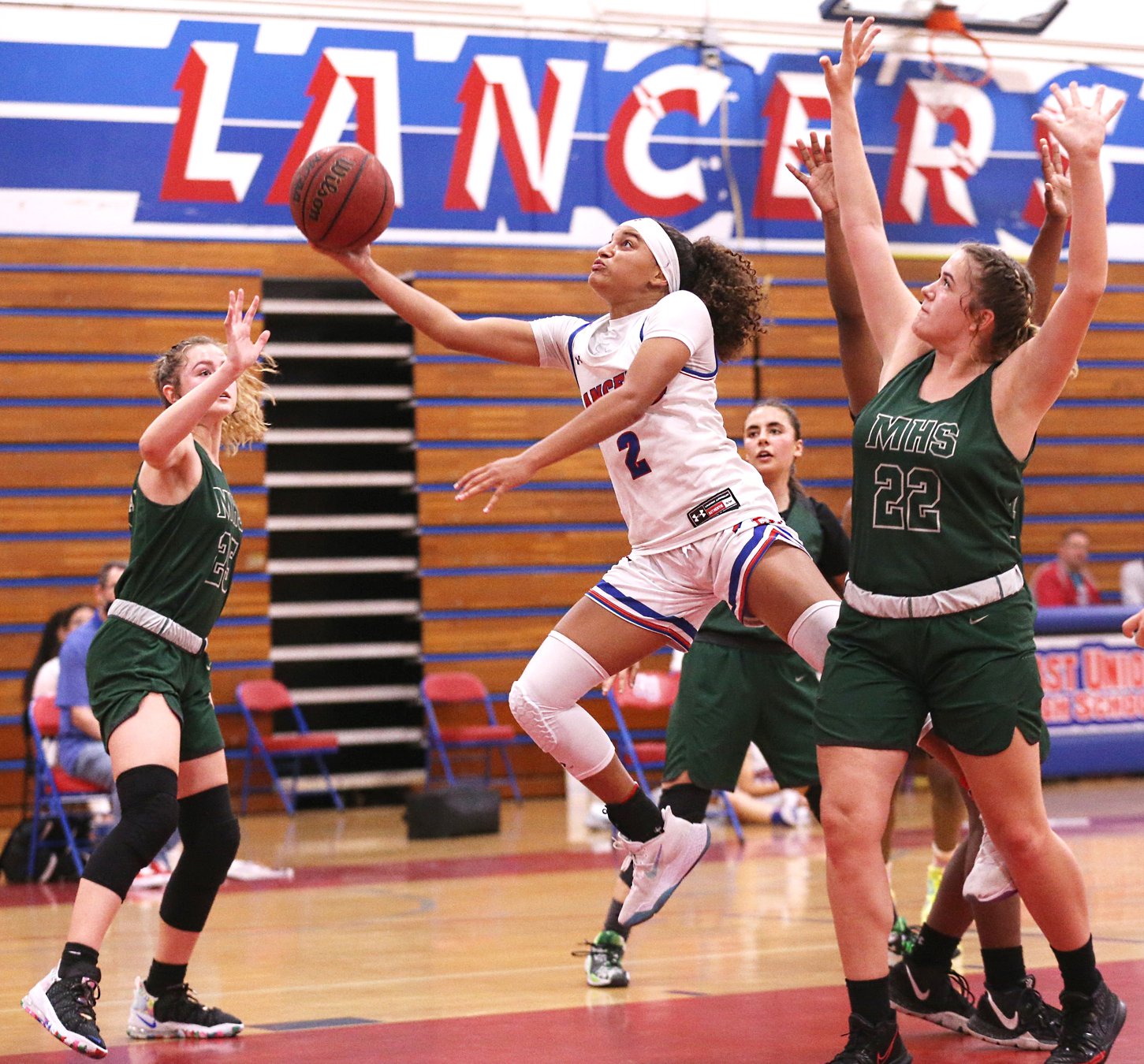 GIRLS HOOPS: Lancers in the zone - Manteca Bulletin