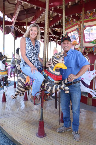 CAROUSEL ON THE FARM - Manteca Bulletin