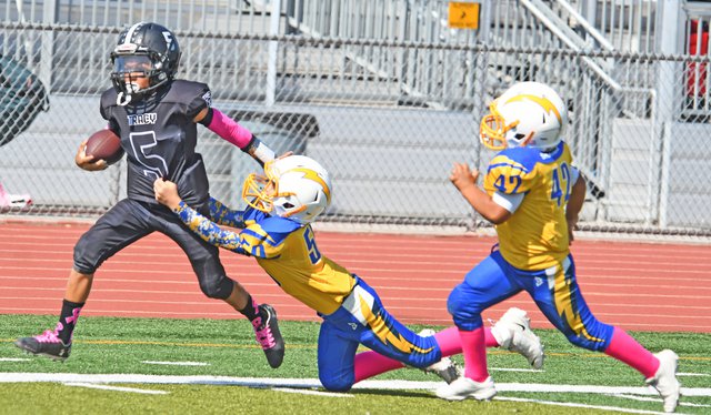 Chargers come up short against Tracy Raiders - Manteca Bulletin