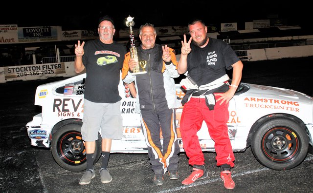 Night Of Racing Enjoyed By 99 Speedway Fans - Oakdale Leader