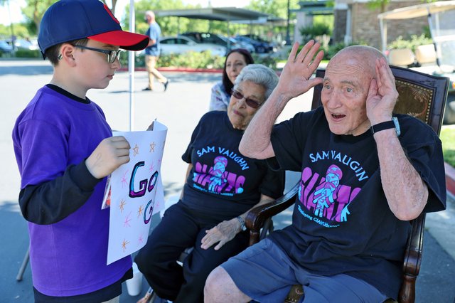Students meet school namesake Sam Vaughn - Ceres Courier