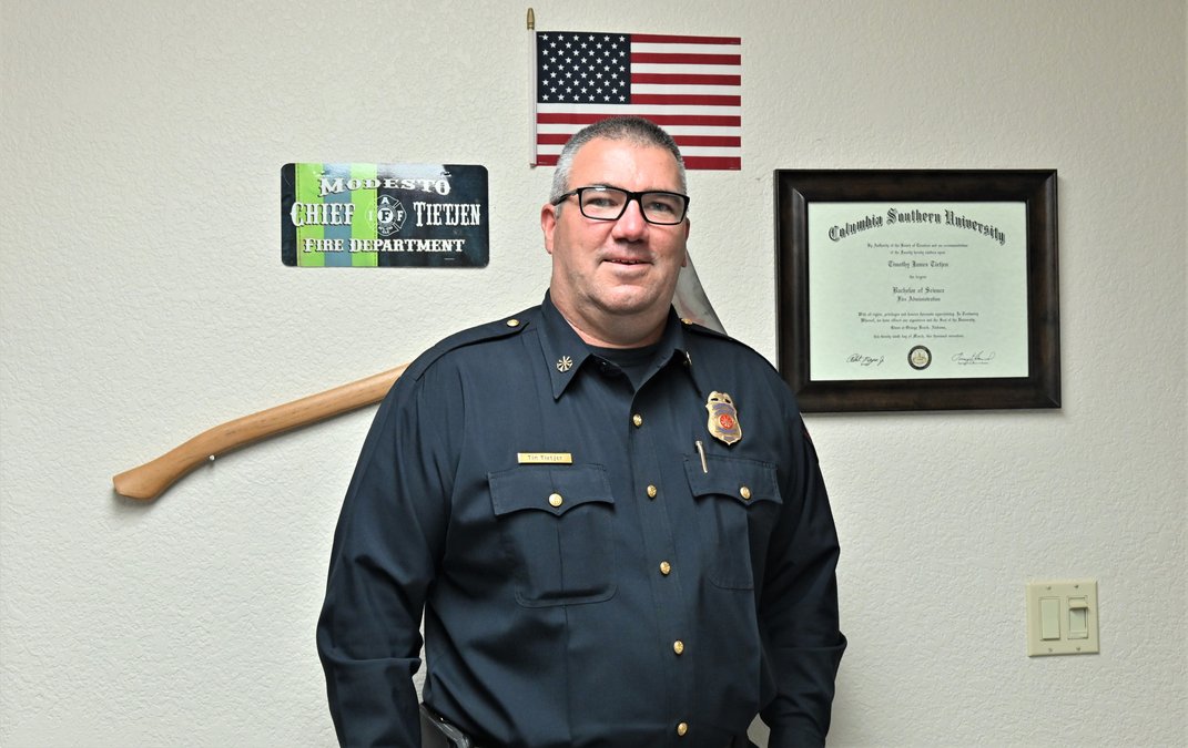 Homegrown Fire Chief Serving Oakdale, Riverbank Communities - Oakdale ...