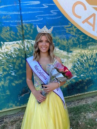 Ripon’s Brooklynn Cockriel reigns as first Miss California Garlic ...