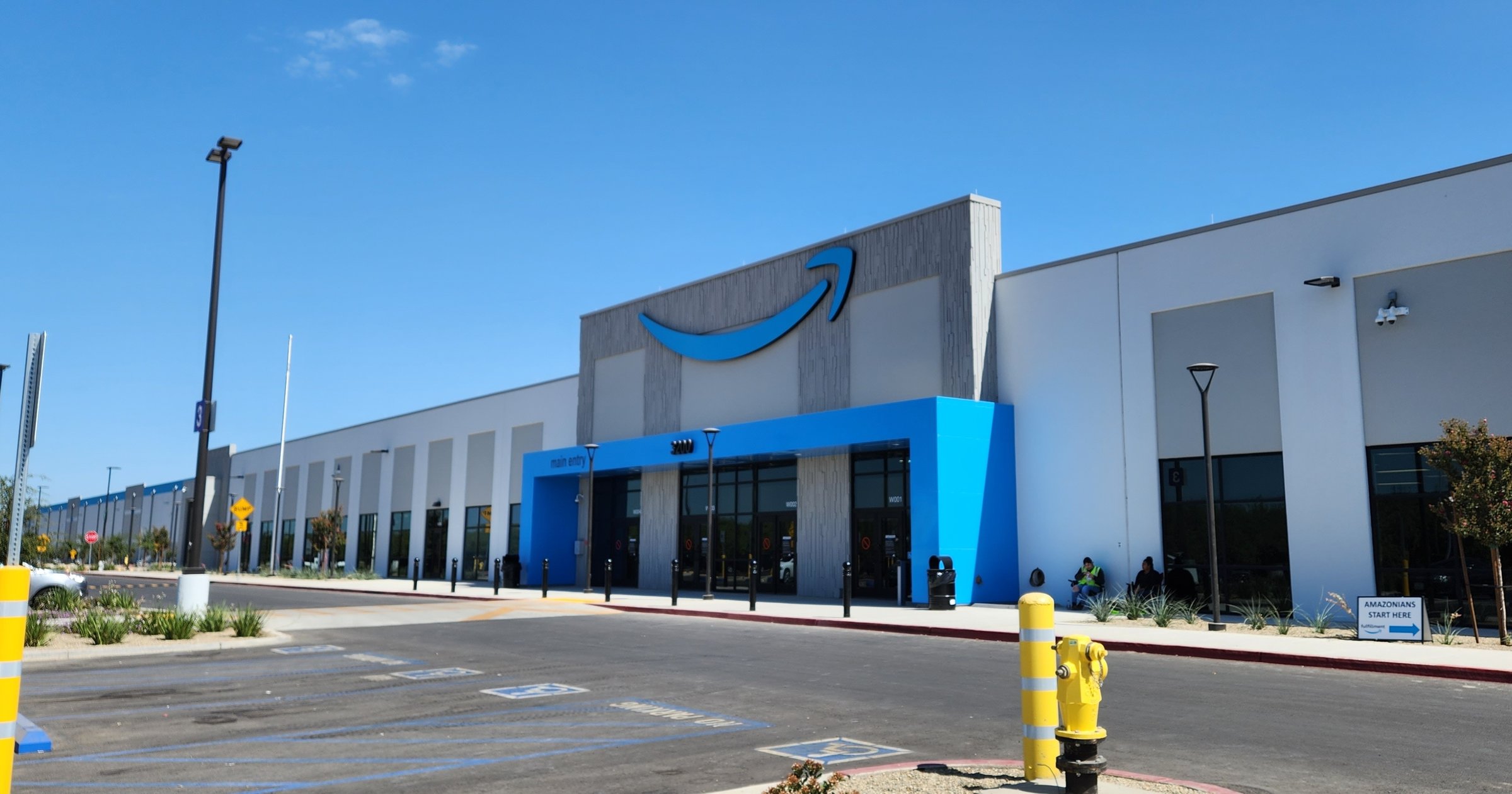 Turlock Amazon makes hiring push ahead of scheduled opening - Turlock ...