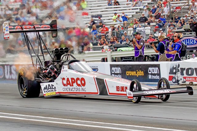 NHRA Thunders West Through The Gateway Arch - Escalon Times