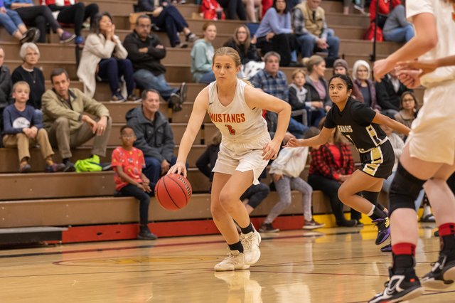 LADY HOOPS - Oakdale Leader