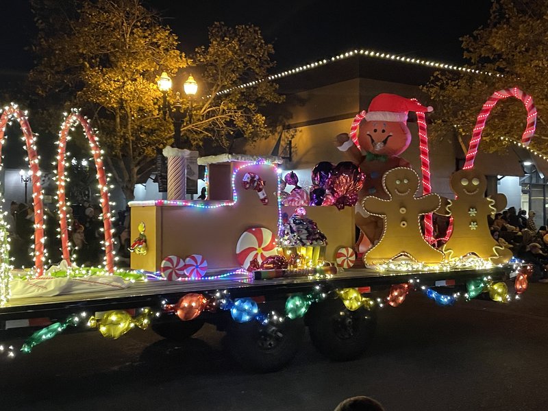 Turlock Christmas Parade 2025 - Nicola Murray Turlock Christmas Parade 2025 - Nicola Murray