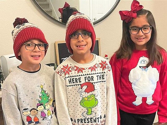 Triplets host hot cocoas, cookies benefit for kids - Manteca Bulletin
