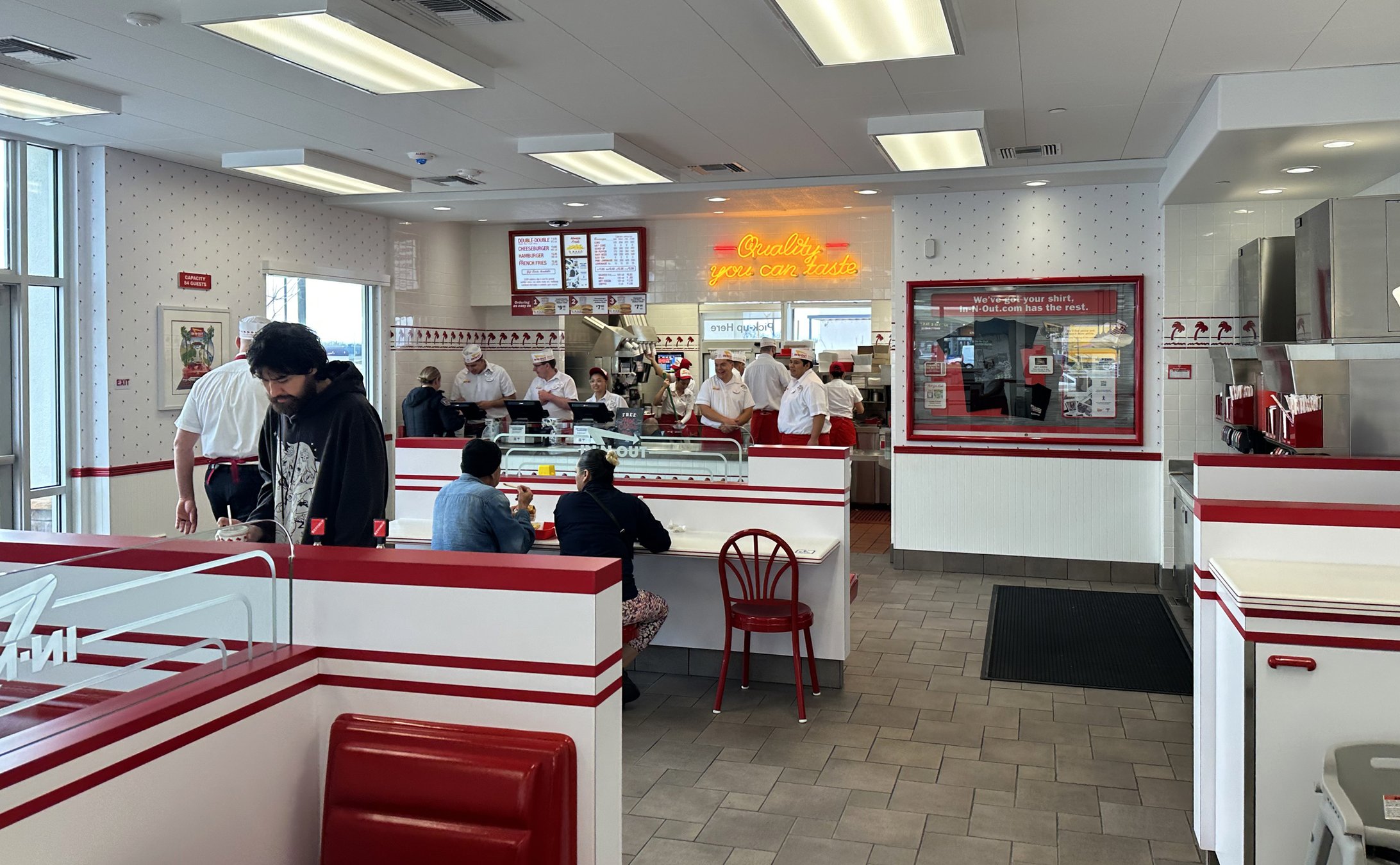 In-N-Out Burger opens in Ceres - Ceres Courier